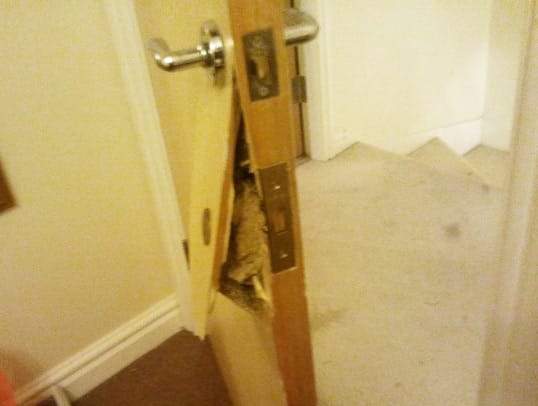 Hall Of Shame - Shockingly Bad Locksmith Work (50+ Examples)