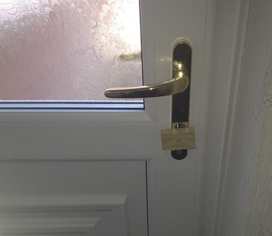 Hall Of Shame - Shockingly Bad Locksmith Work (50+ Examples)