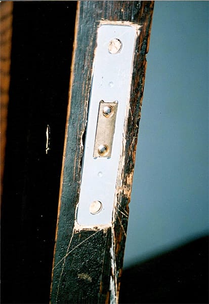Hall Of Shame - Shockingly Bad Locksmith Work (50+ Examples)