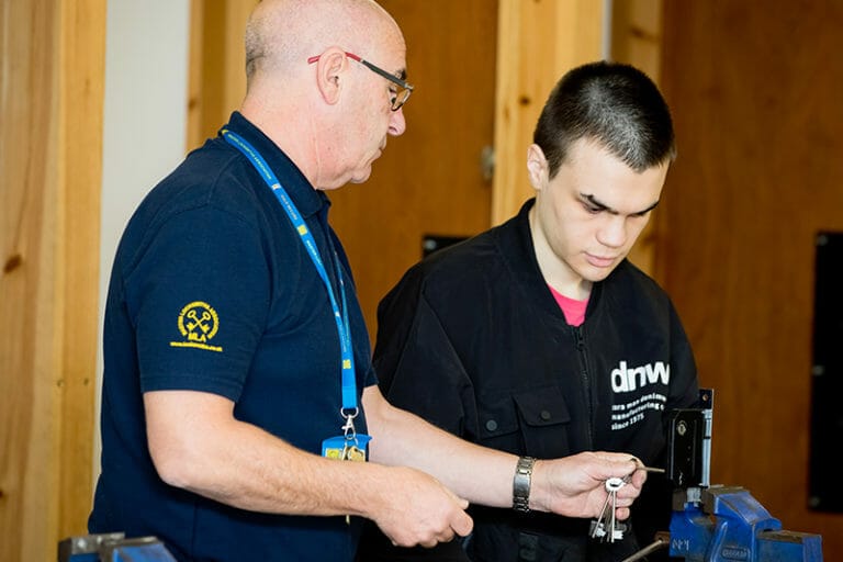 Beginners Locksmith Courses (1,2 & 5 Day) - Master Locksmiths Association